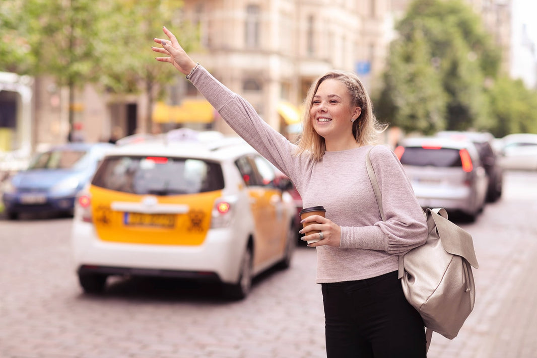 24/7 Taxi Service with Taxi Loyal - Hull, Gatineau, Aylmer & More